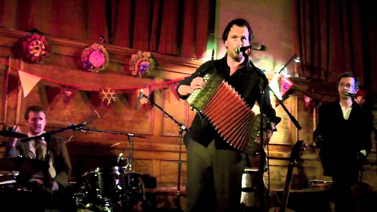 Jon Boden & The Remnant Kings perform "Beating the Bounds" at Cecil ...