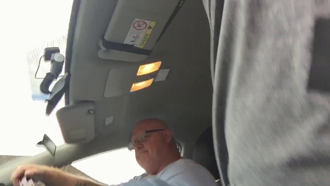 Funny clip taxi prank - YouTube