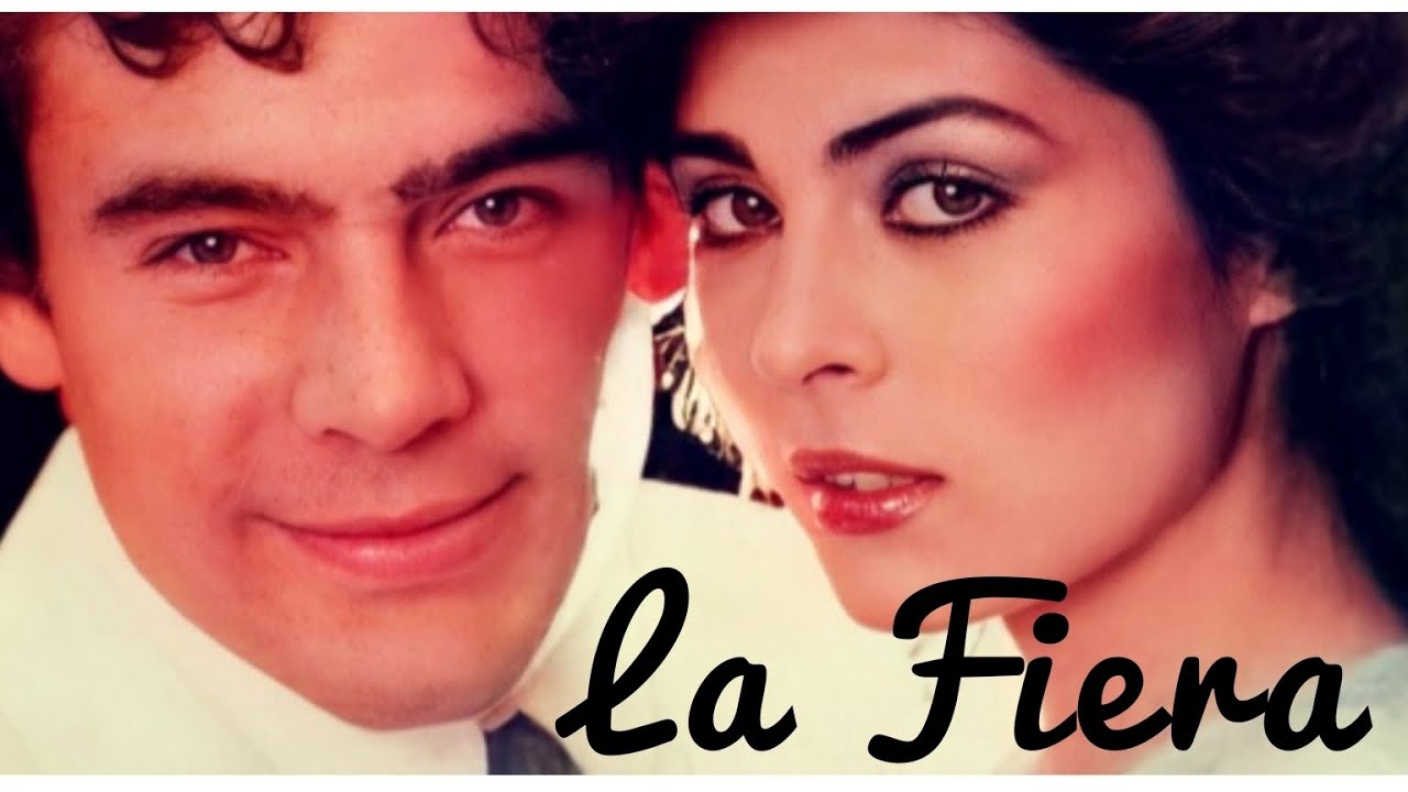 LA FIERA - Gran éxito de Victoria Ruffo! - YouTube