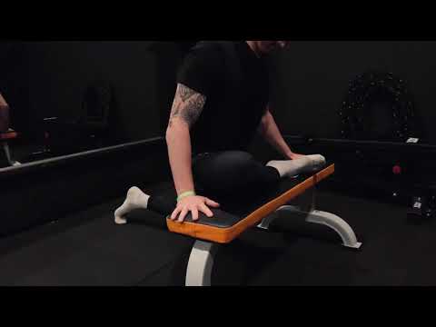 Piriformis Bench Stretch - YouTube