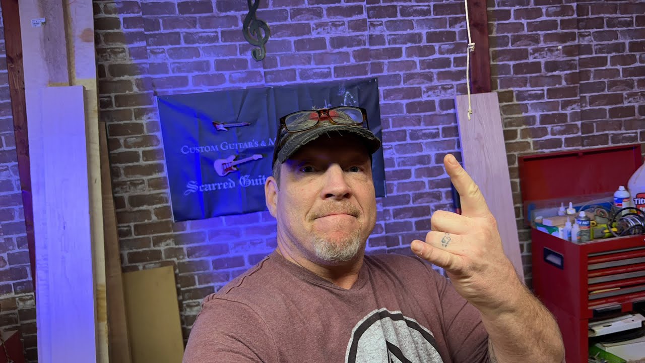 Unboxing the laser man laser engraver - YouTube