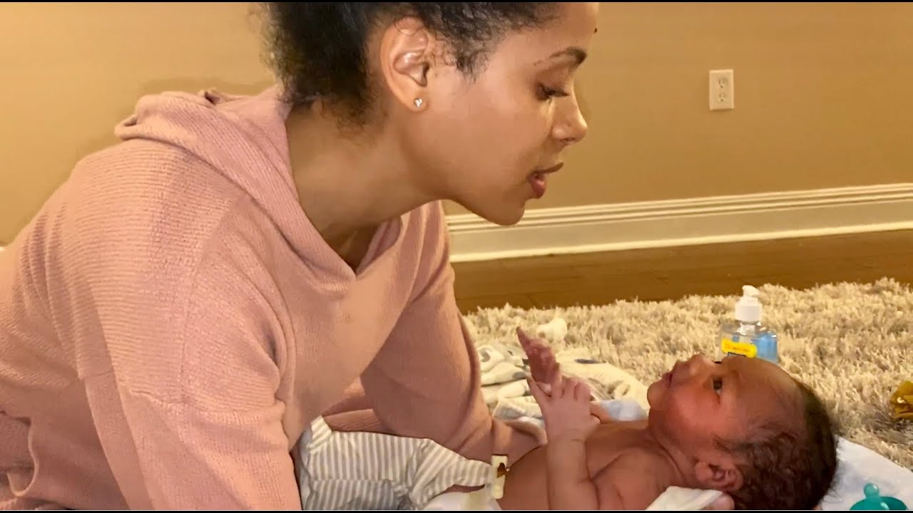 Changing Baby Acai... I Love Him So - YouTube