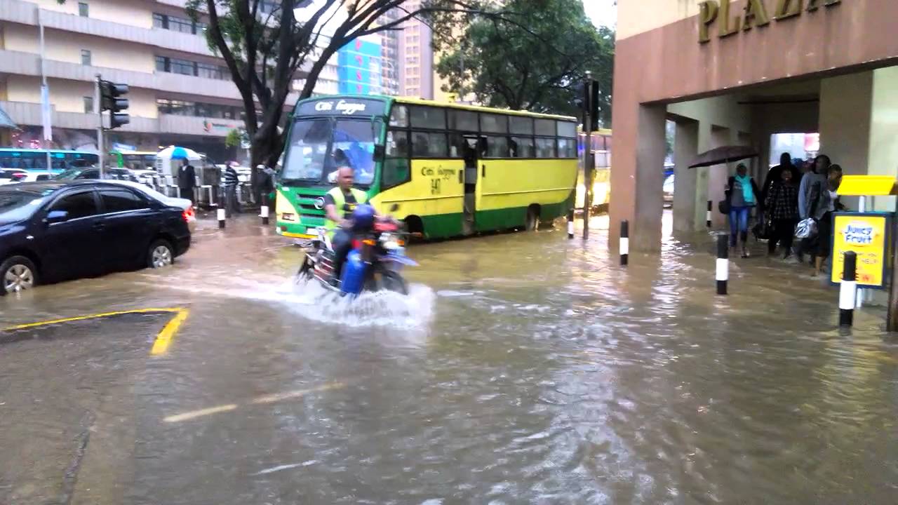Heavy rains in Nairobi - YouTube