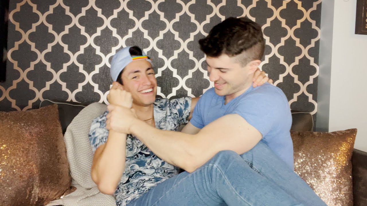 The Story of How We Met | Littlekinglife - YouTube