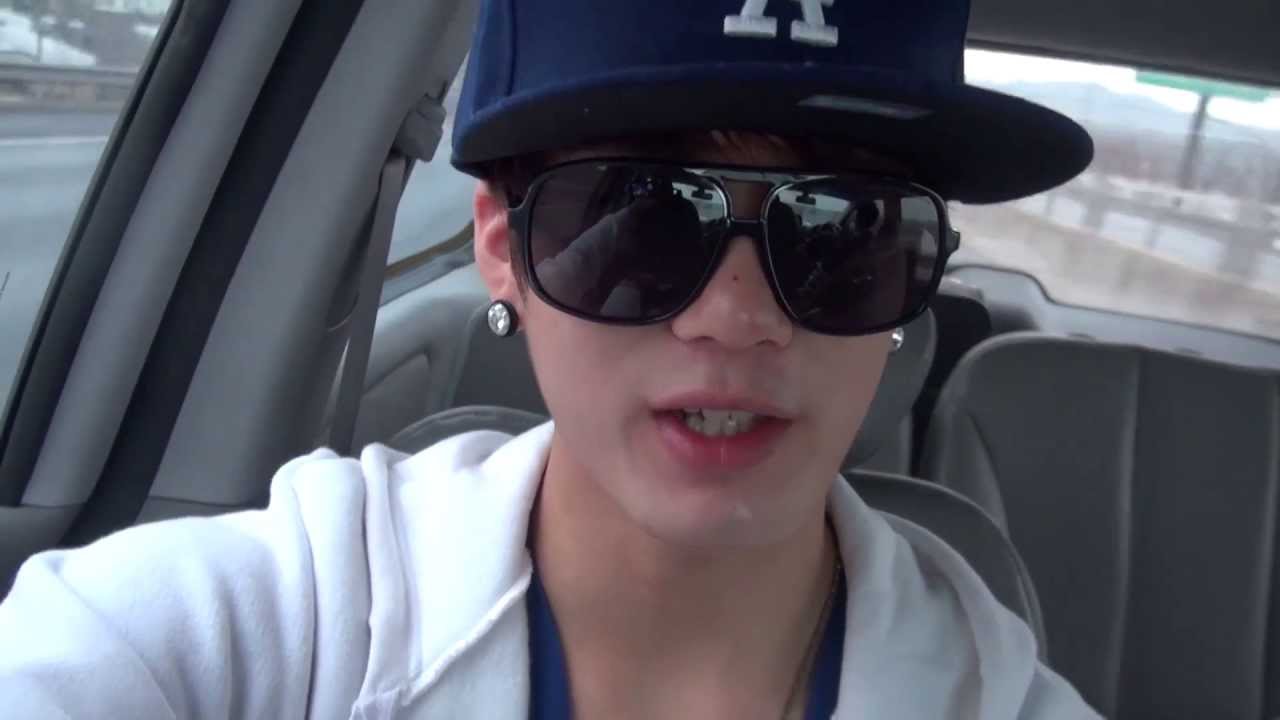 PENIEL(BTOB) - VLOG #3 - LA Trip Part 1/3 - Food - YouTube