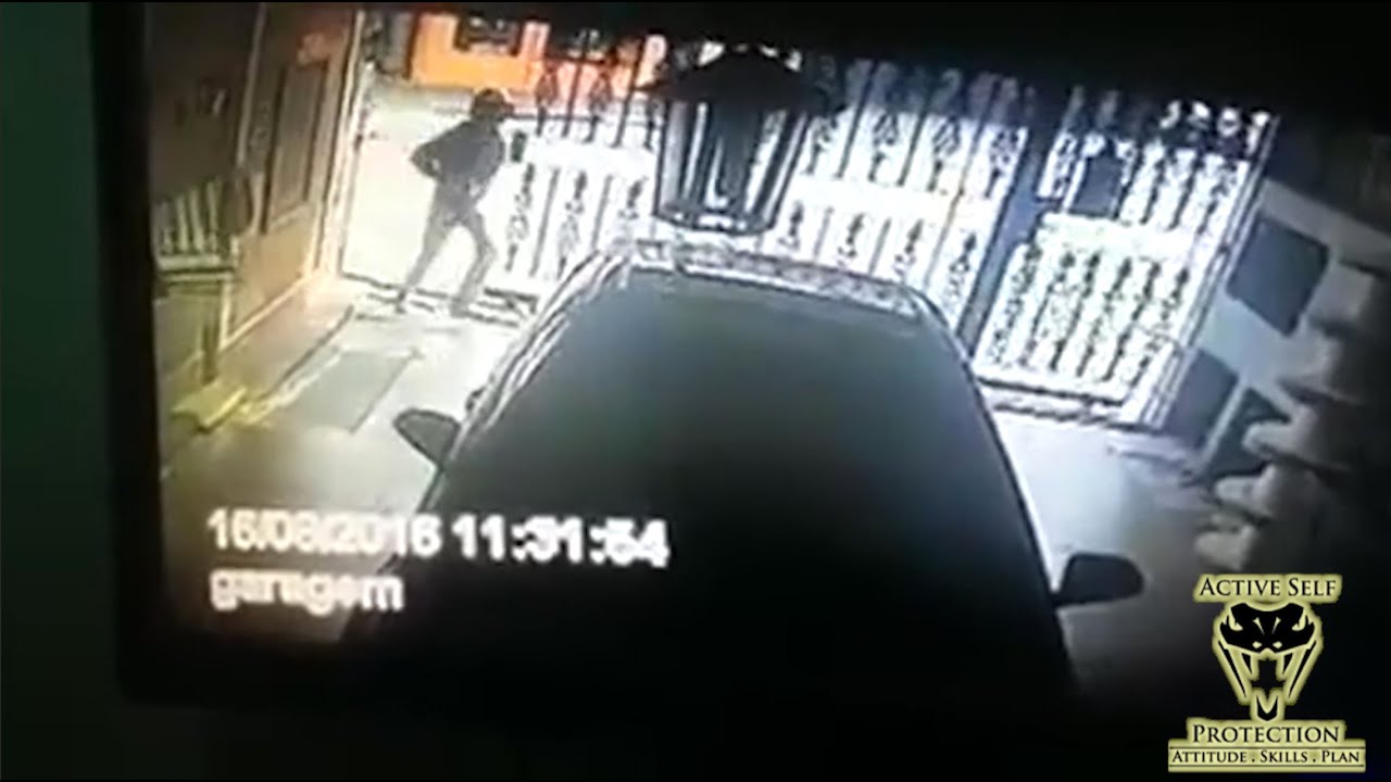 Carjacking Ends Badly for Carjacker - YouTube