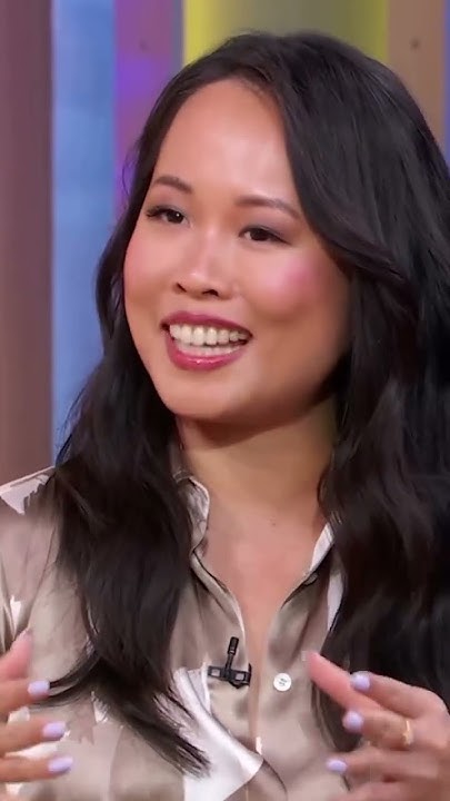 How author Author Ana Huang discovered romance novels #shorts - YouTube