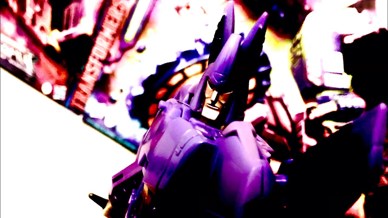 Cyclonus vs Rodimus - YouTube