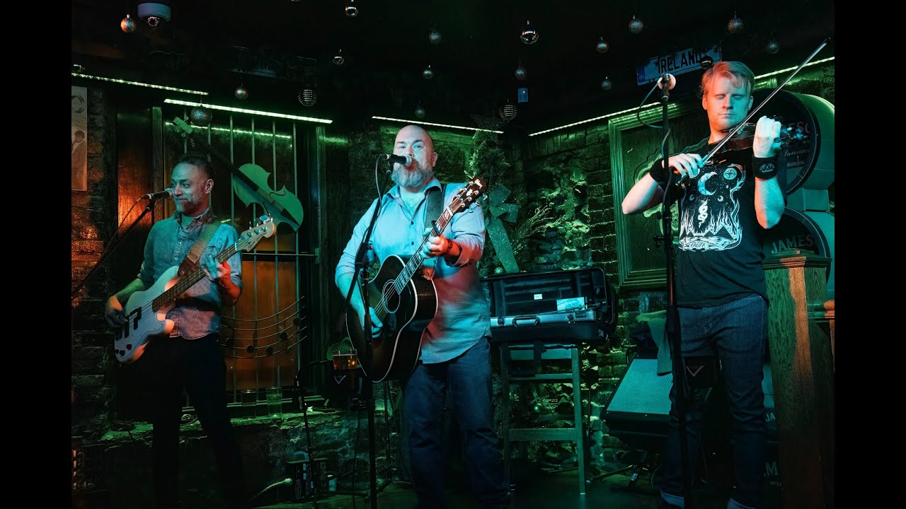 Ramblin' Rover - YouTube