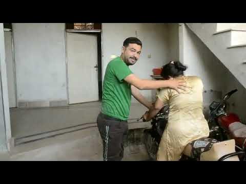 how to drive bike hot aunty - YouTube