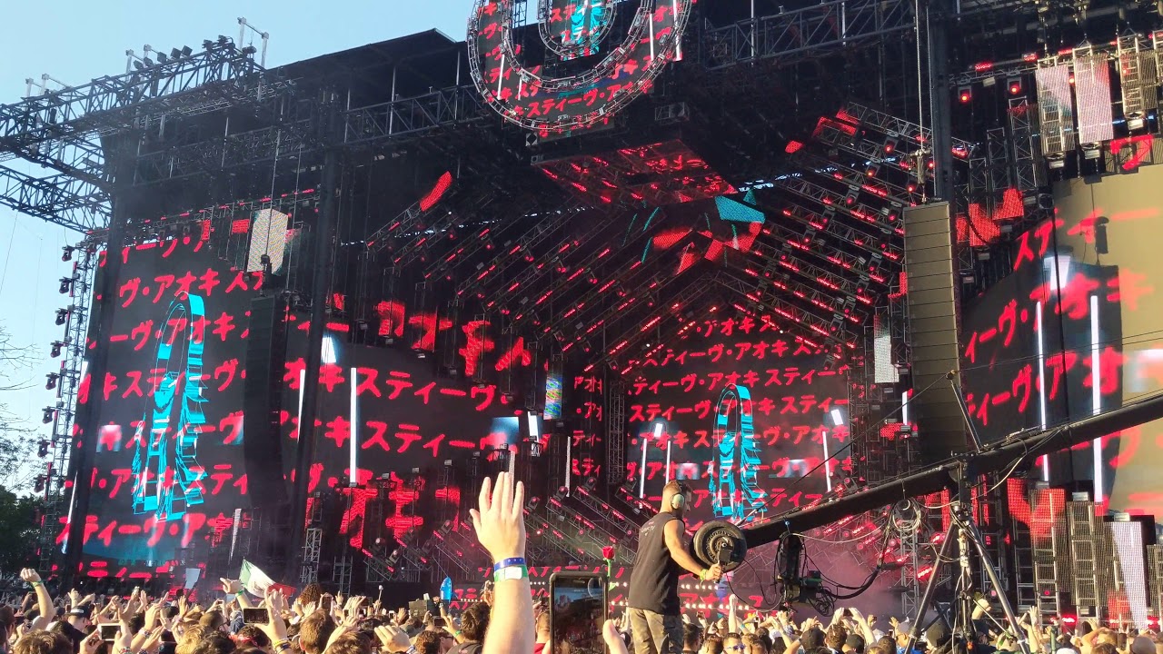 Steve Aoki @ Ultra Miami 2018 | Hardwell & Aoki - ID - YouTube