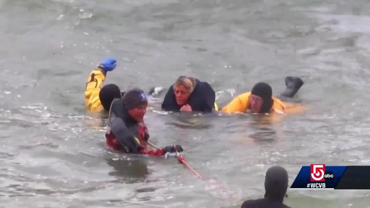 Three rescued after sailboat runs aground off coast of Mass. - YouTube