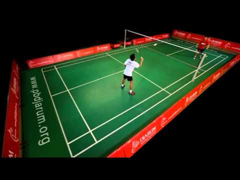 Bulutangkis cara pukulan Drive - YouTube