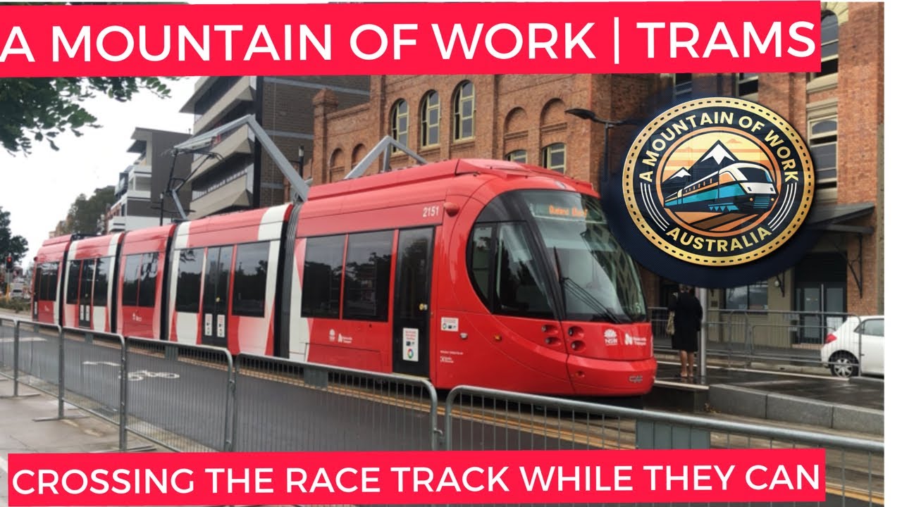 Trams/Light Rail | NSW | Newcastle | Crossing The Supercars Track While ...