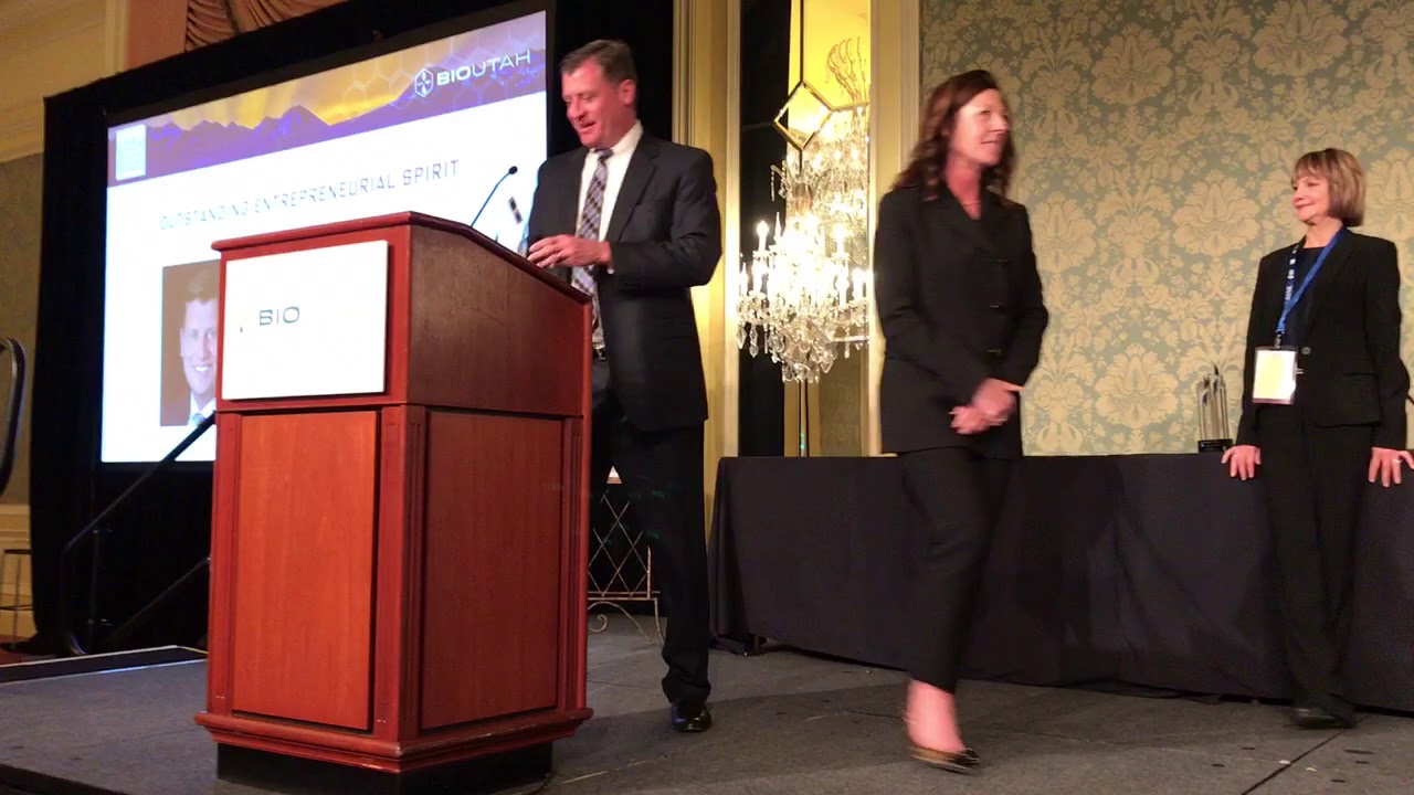 Biomerics CEO Recognized for Entrepreneurial Spirit Award - YouTube