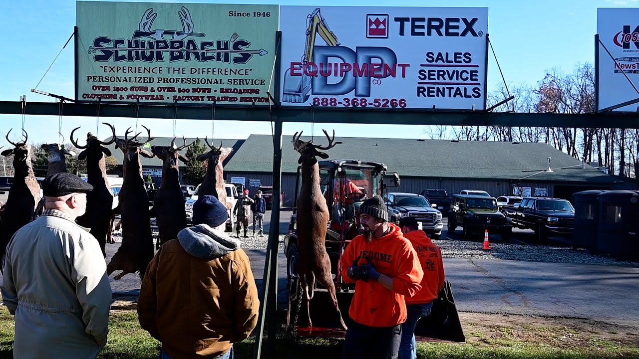 Jerome Country Market Buck Pole 2023 - YouTube