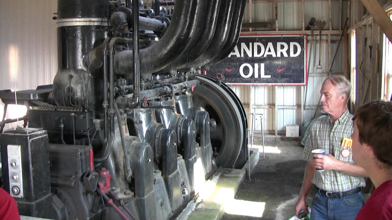 F-M DIESEL 300 HP at 300 RPM - YouTube