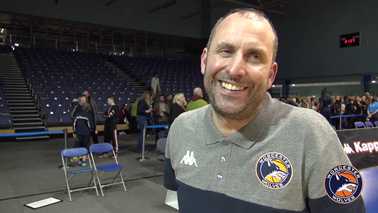 Matt Newby Post Match Interview 10 01 20 - YouTube