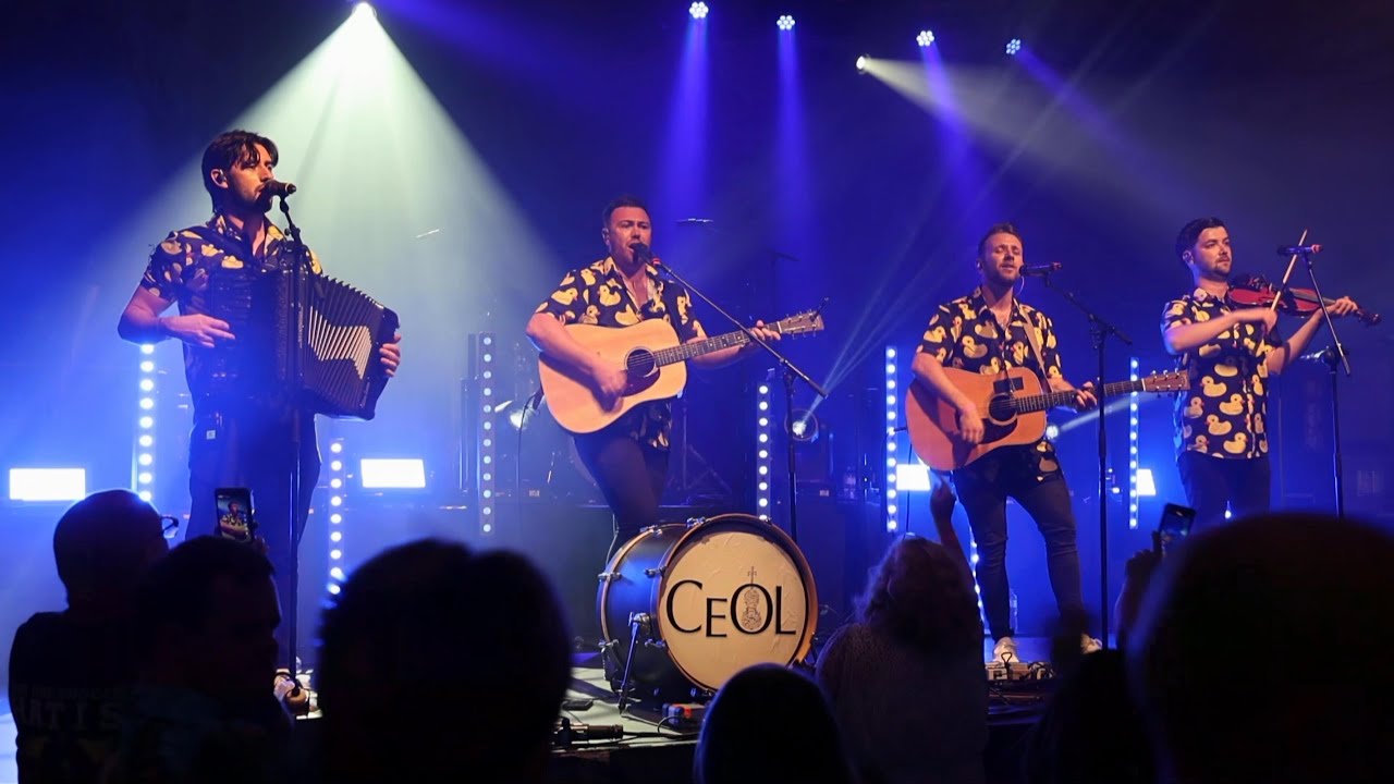 Carter On The Costa 2024 - Ceol - Country Roads - YouTube