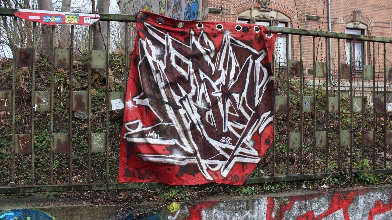 "HOW TO MAKE A FAST GRAFFITI FLAG" Hesky One Graffiti 2018 - YouTube