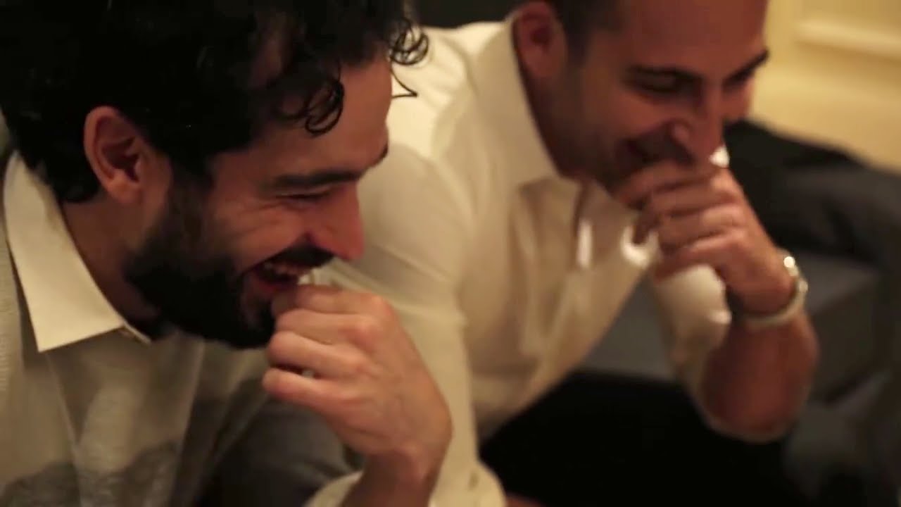 Alfonso Herrera y Miguel Ángel Silvestre descubrieron algo - YouTube