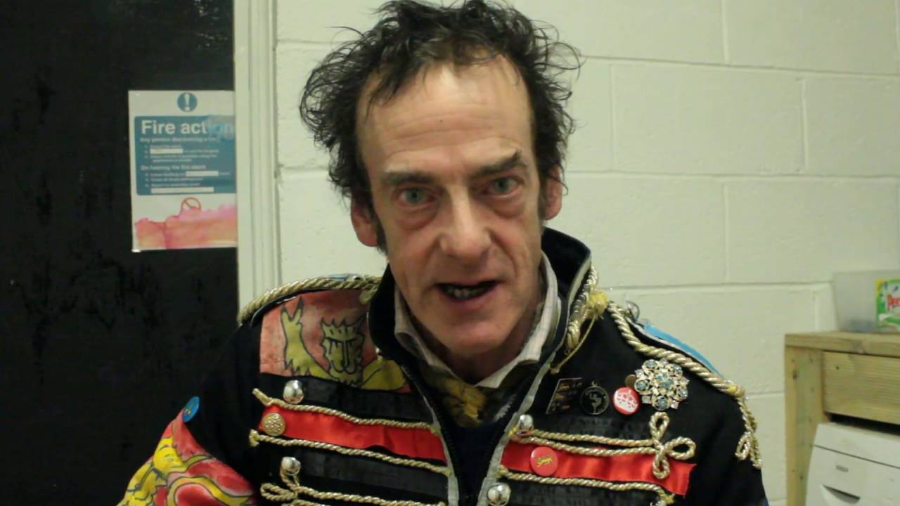 Ed Tudor Pole - YouTube