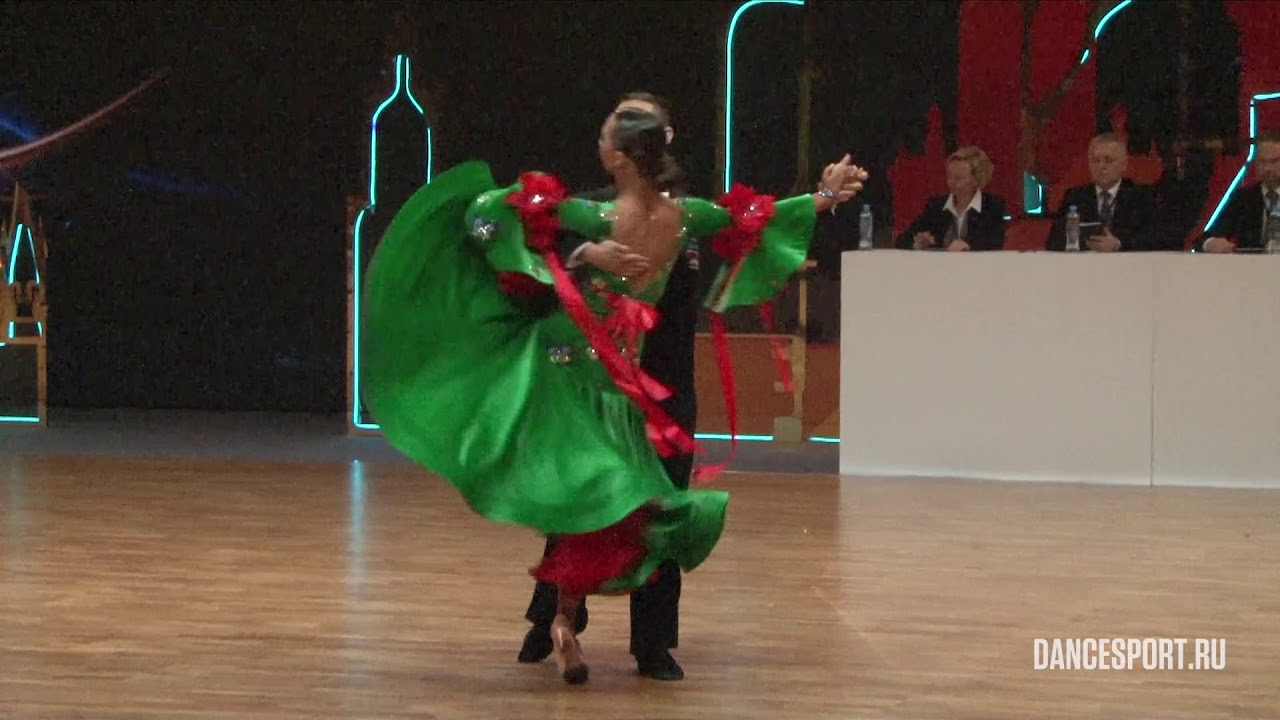 Vladislav Stepanov - Victoria Pak, RUS, 1/2 Tango - YouTube