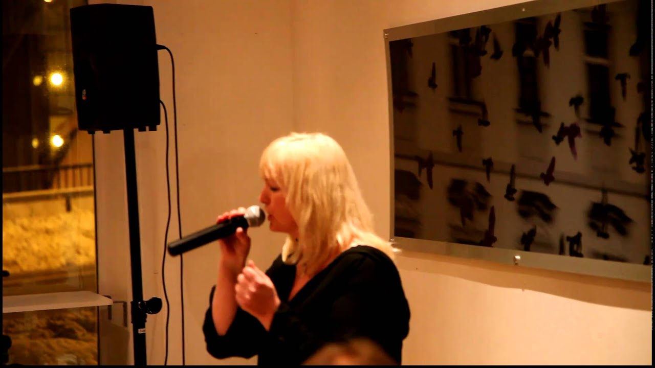 bente worren synger edith piaf på norsk _03 - YouTube