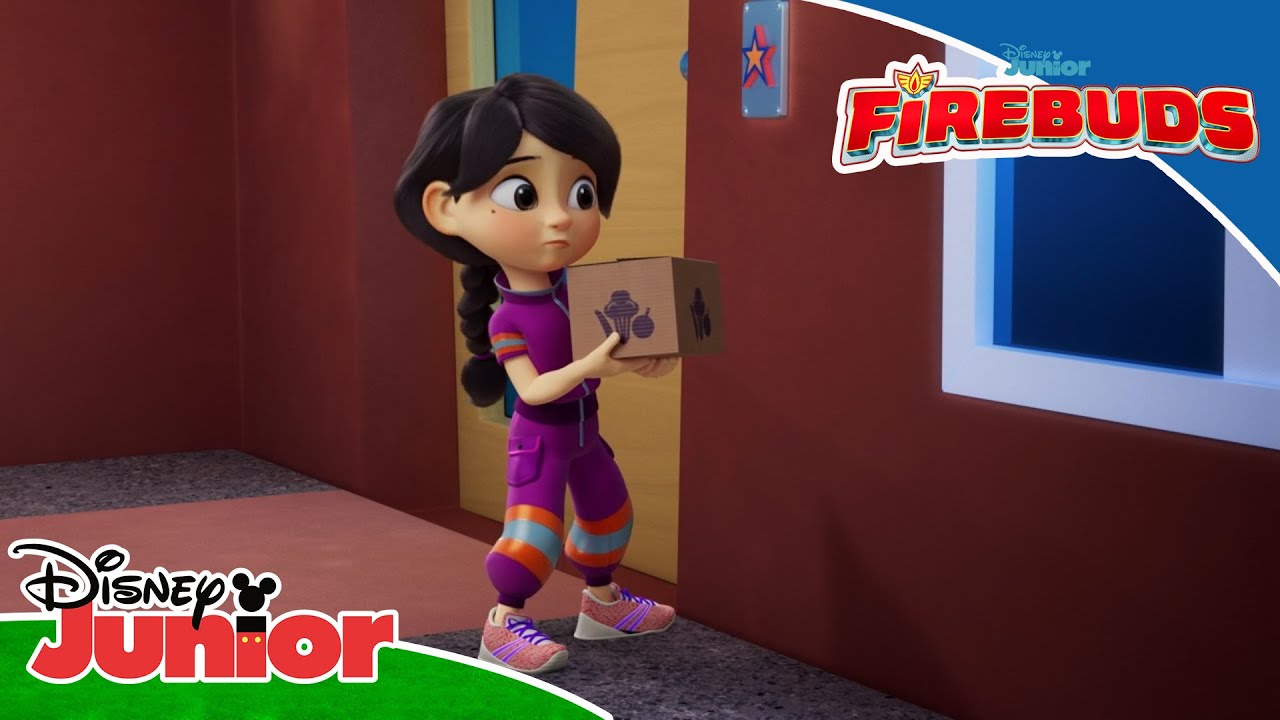 Violet har gjort illa foten | Räddningsvänner | Disney Junior Sverige ...