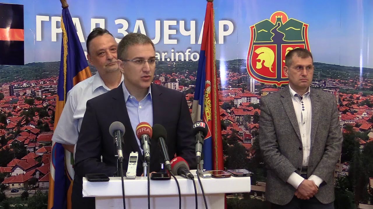 Novinar Miljko Stojanović 28. april 2018. - YouTube