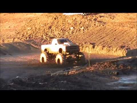 West Ga Mud Bog Jump Competition New Years Eve - YouTube