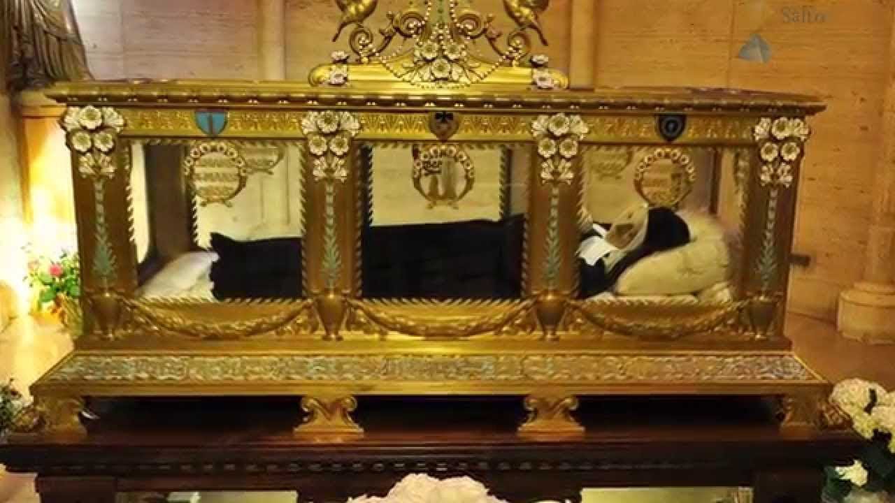 It's Been 140 Years Since This Catholic Nun Died, but Her Body Is Said ...