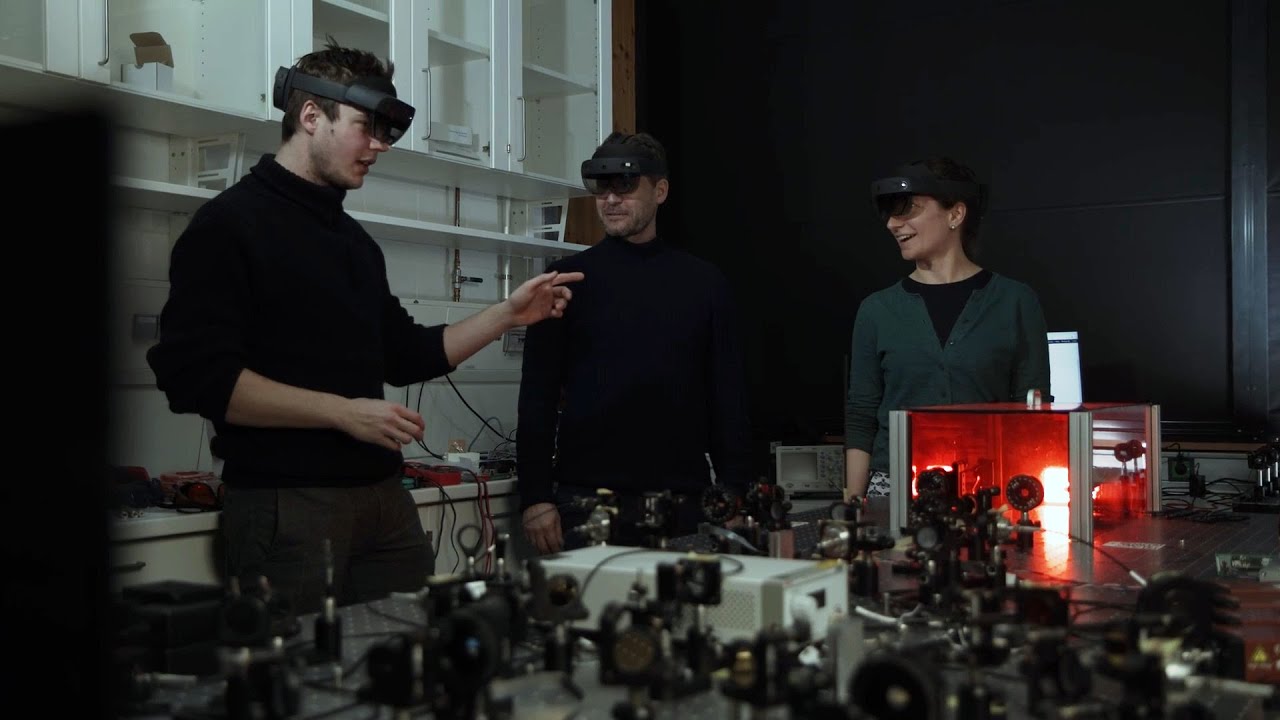 How can complex physical structures be used as a resource for ...