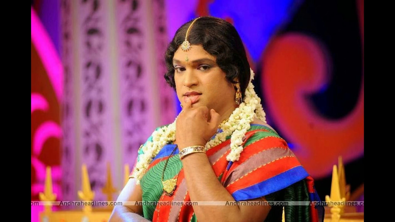 Telugu Actor Shiva reddy in beautiful saree - YouTube