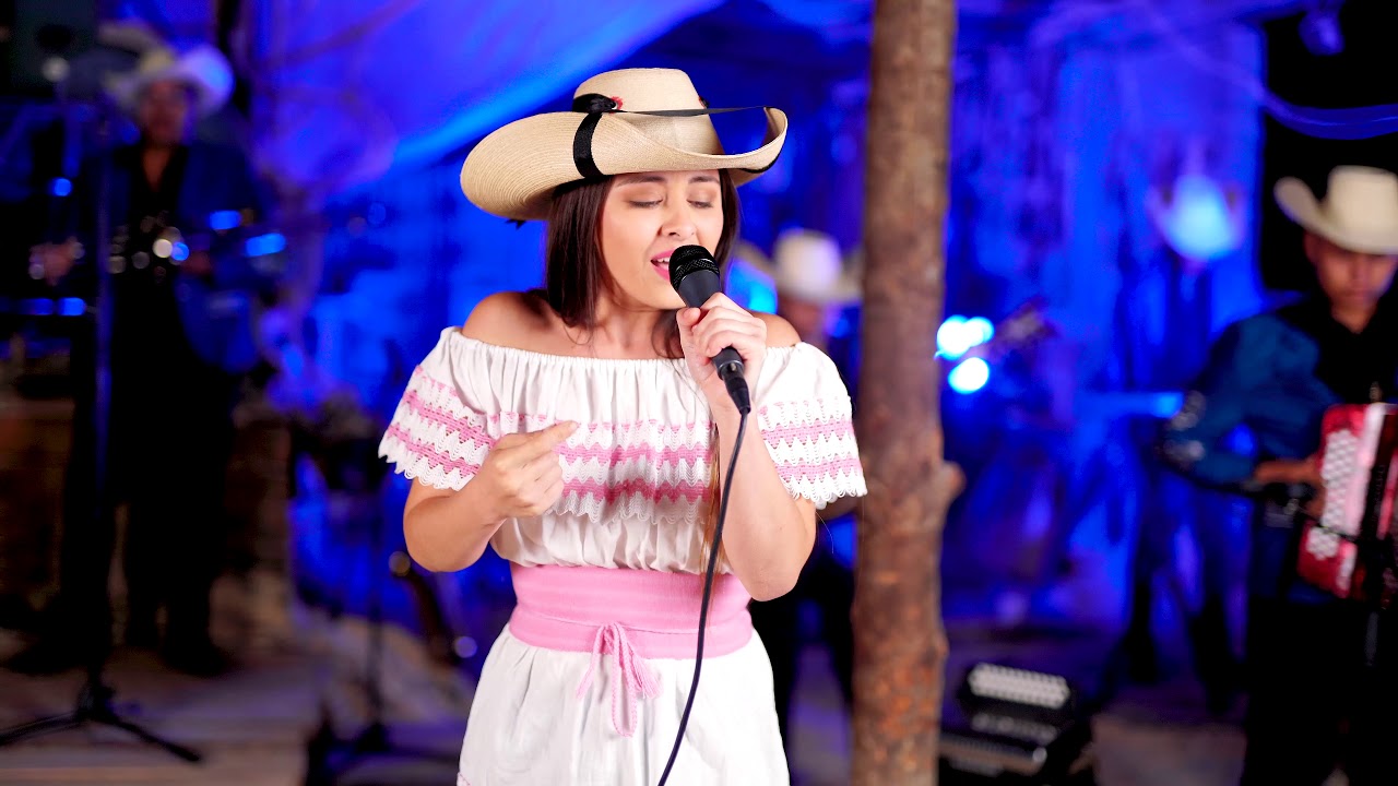 Viry Sandoval - Mejor Me Voy (En Vivo) - YouTube