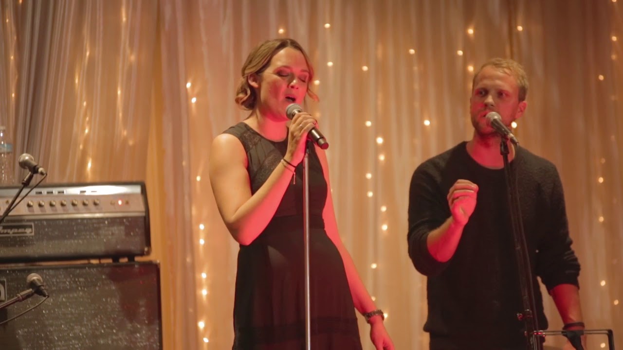 Natalie Bancroft /Andrew Ripp LIVE - CHRISTMAS SONG ( Cover ) - YouTube
