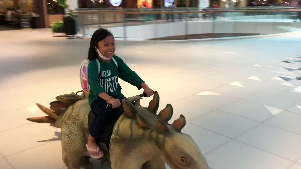 Jom naik dinosaur kat central i-city - YouTube