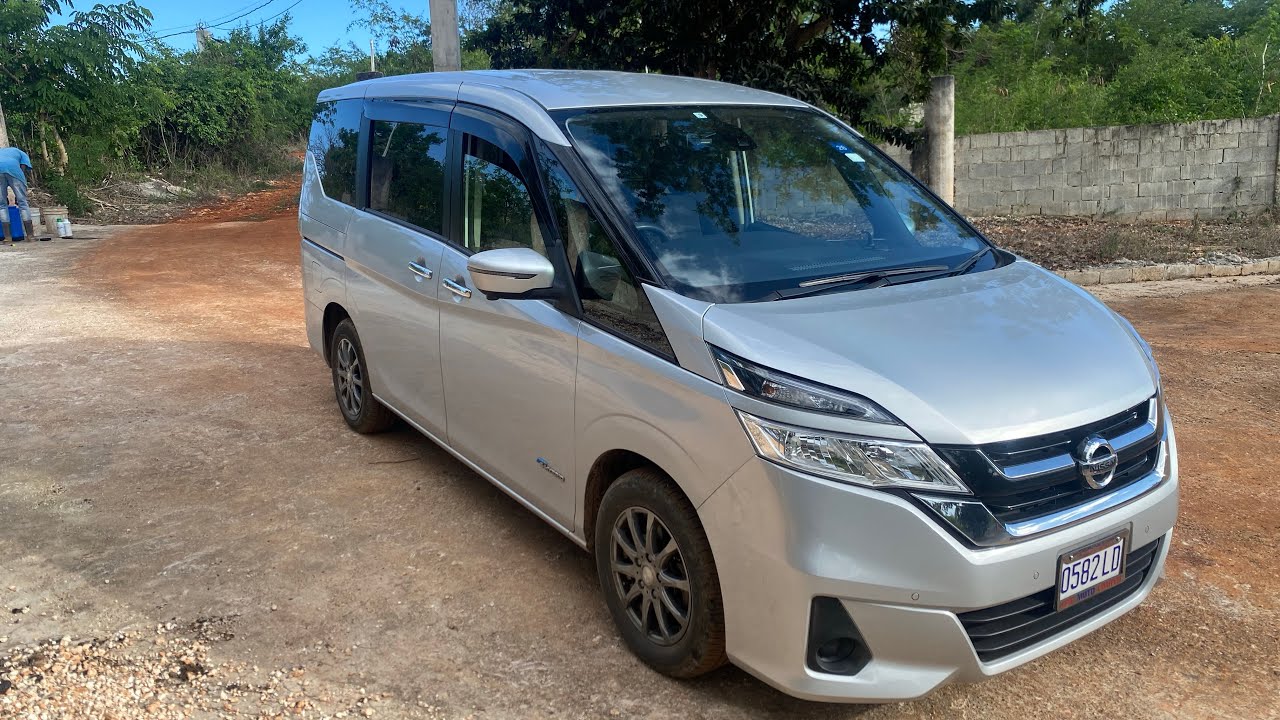 Getting my mini van/bus road ready in Jamaica 🇯🇲 🌎👑 - YouTube
