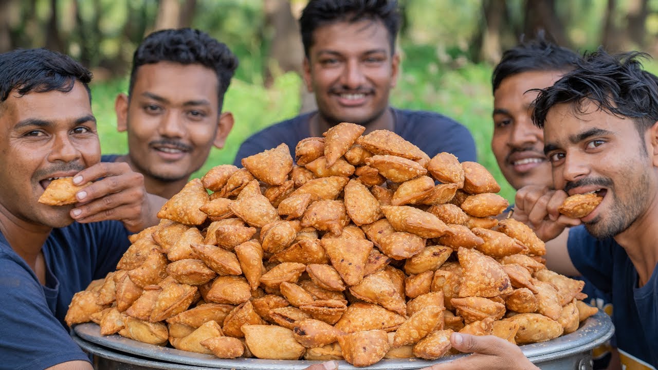 MINI SAMOSA | Mini Samosa Recipe | Aloo Samosa | Village Rasoi - YouTube