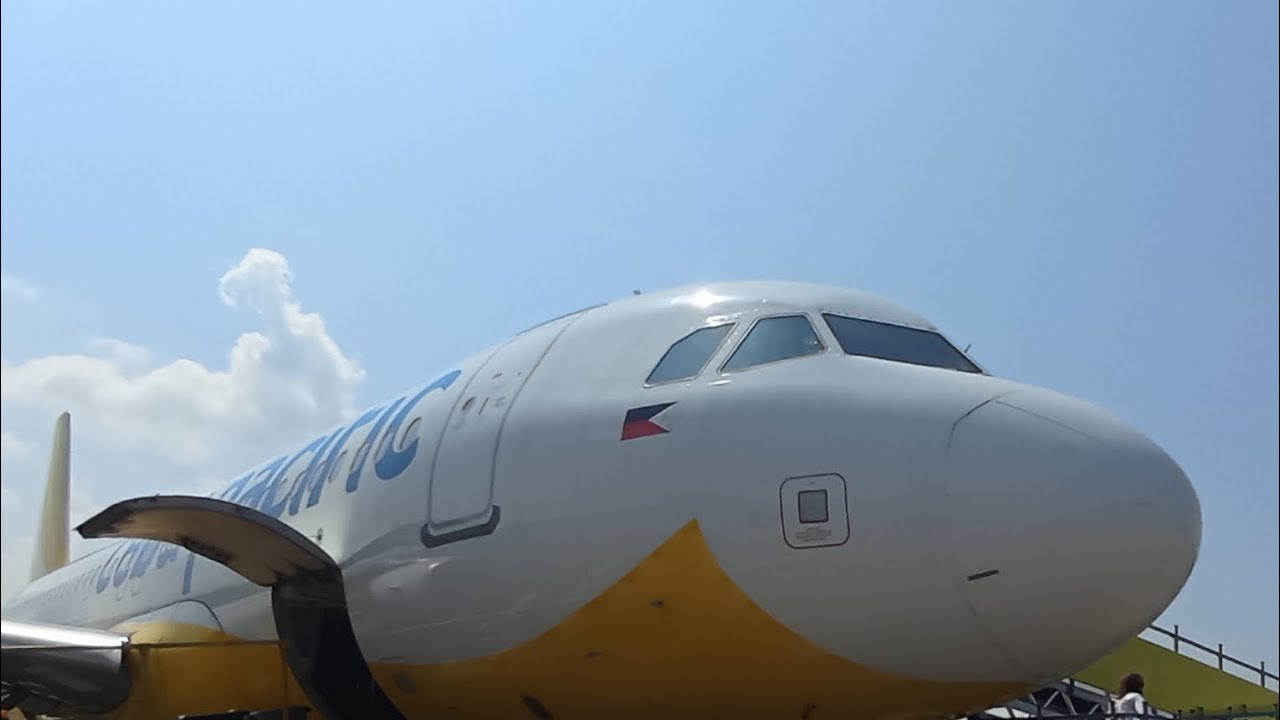 Cebu Pacific Takeoff And Landing (5J781) - YouTube