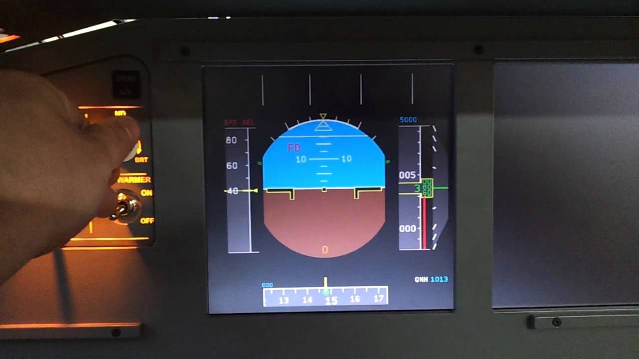 ND and PFD brightness and XFR test - YouTube