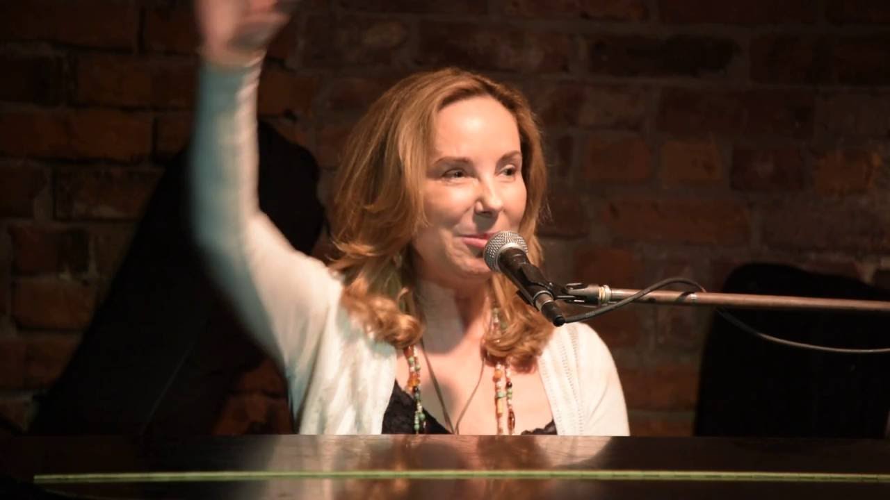 Tina Shafer - Above The Band. June 6, 2016 - YouTube