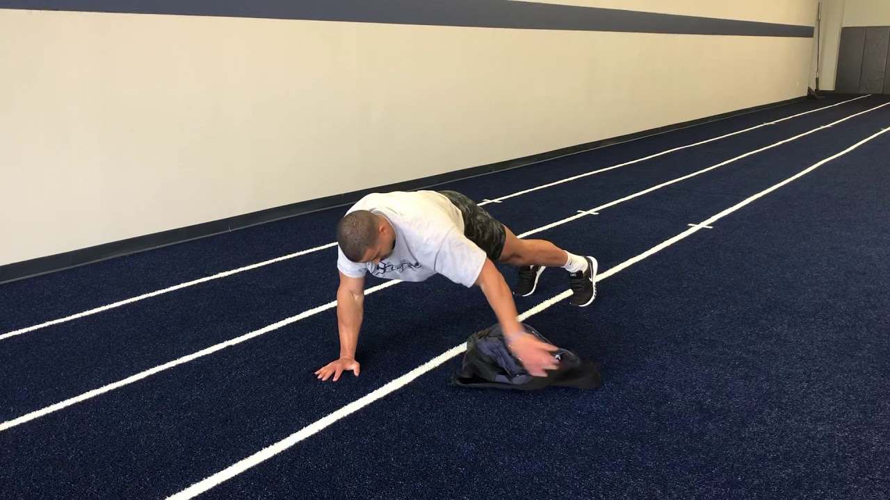 Backpack plank pull through - YouTube