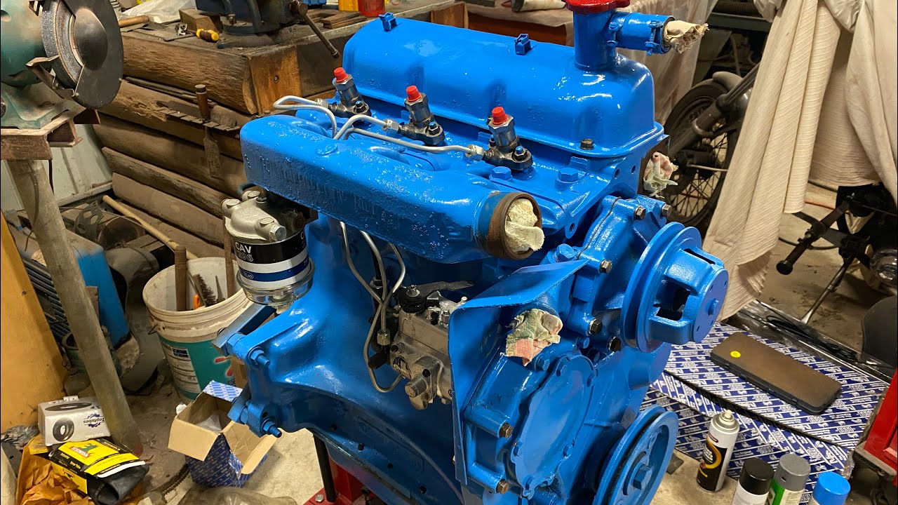 Siezed Ford 3000 engine rebuild | Part 4 - YouTube