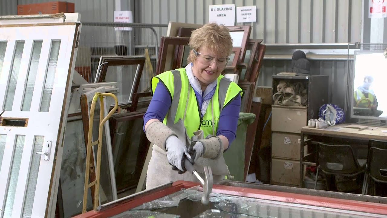 Roseanna Cunningham MSP welcomes double investors in people success for ...
