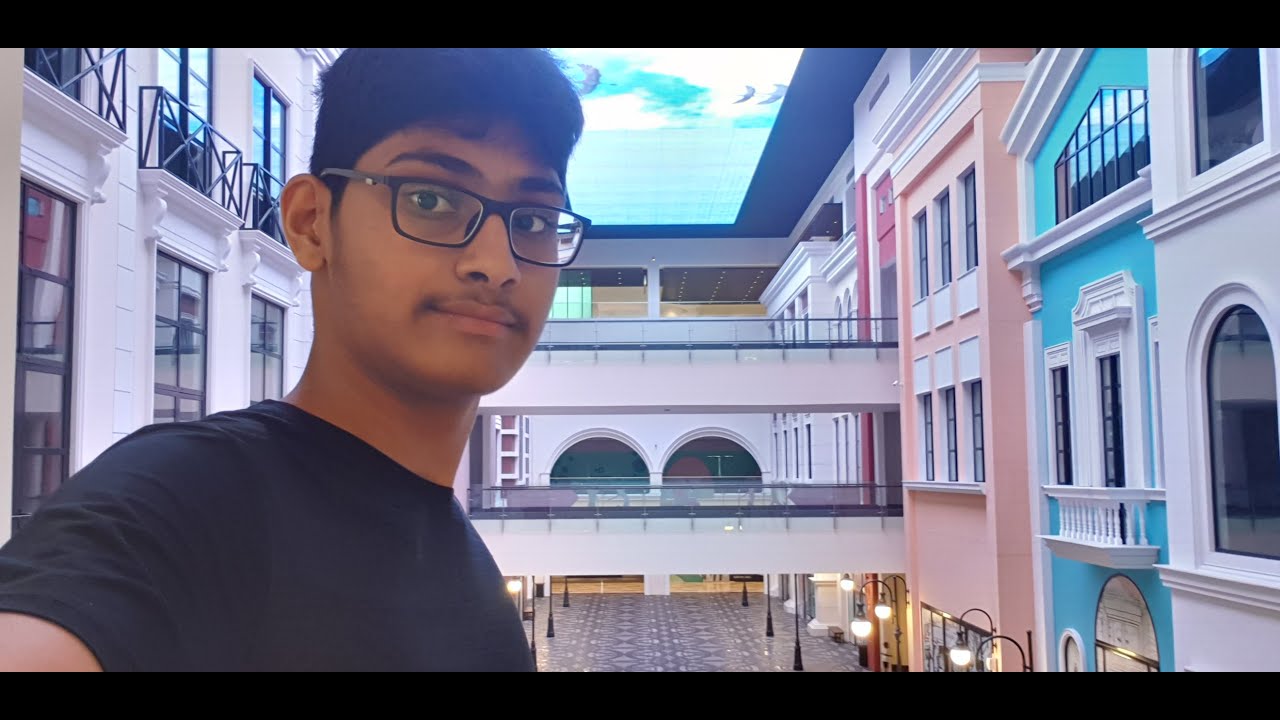 Visiting Dilmunia Bahrain aquarium - YouTube