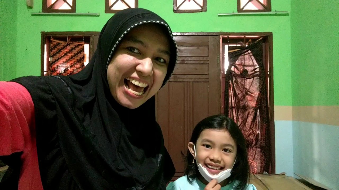 Jalan-jalan sore,.. Jemput Abang. - YouTube