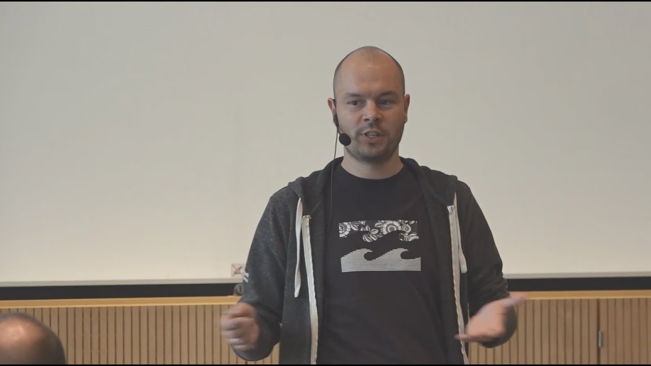 #Talks4Nerds: Daniel Meixner - Docker Kubernetes - YouTube