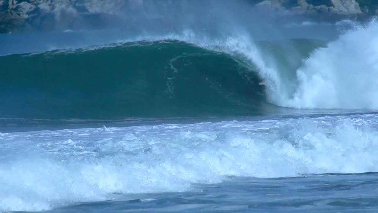 Local Clothes rider Ola Eleogram perfect 10 Quicksilver Pro Puerto ...