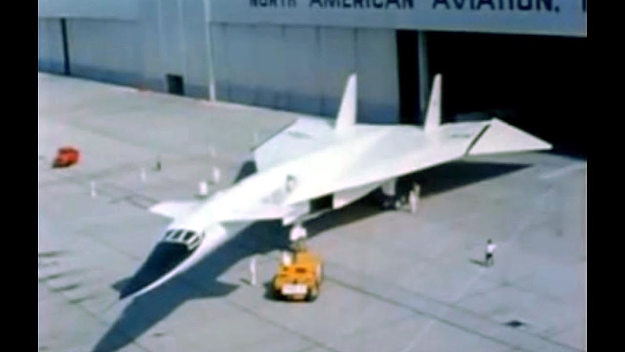 North American XB-70A Valkyrie #2 - 1965 - YouTube